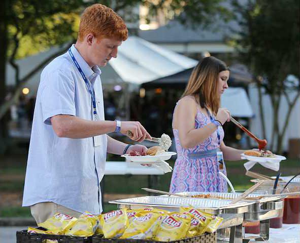 SLIDESHOW: Music backed by harmony of caring at John Jarrard concert ...