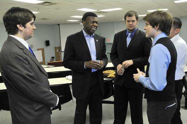Gainesville State College club focuses on ideas, issues, not hostile ...