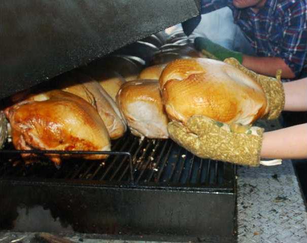North Hall FFA cooks up turkeys for the table - Gainesville Times