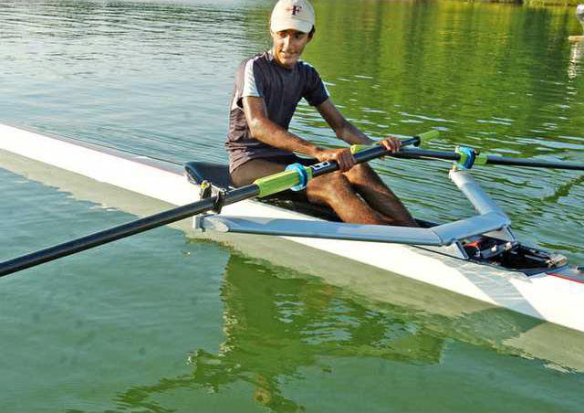 Sutton awarded rowing scholarship - Gainesville Times