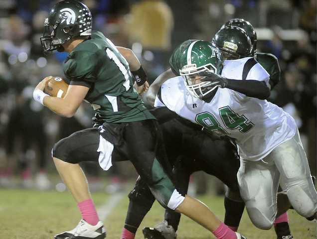 Franklin's rushing attack stops Trojan win streak, 54-37 - Gainesville ...
