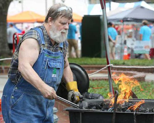 Join our scavenger hunt this weekend: #mulehunt - Gainesville Times