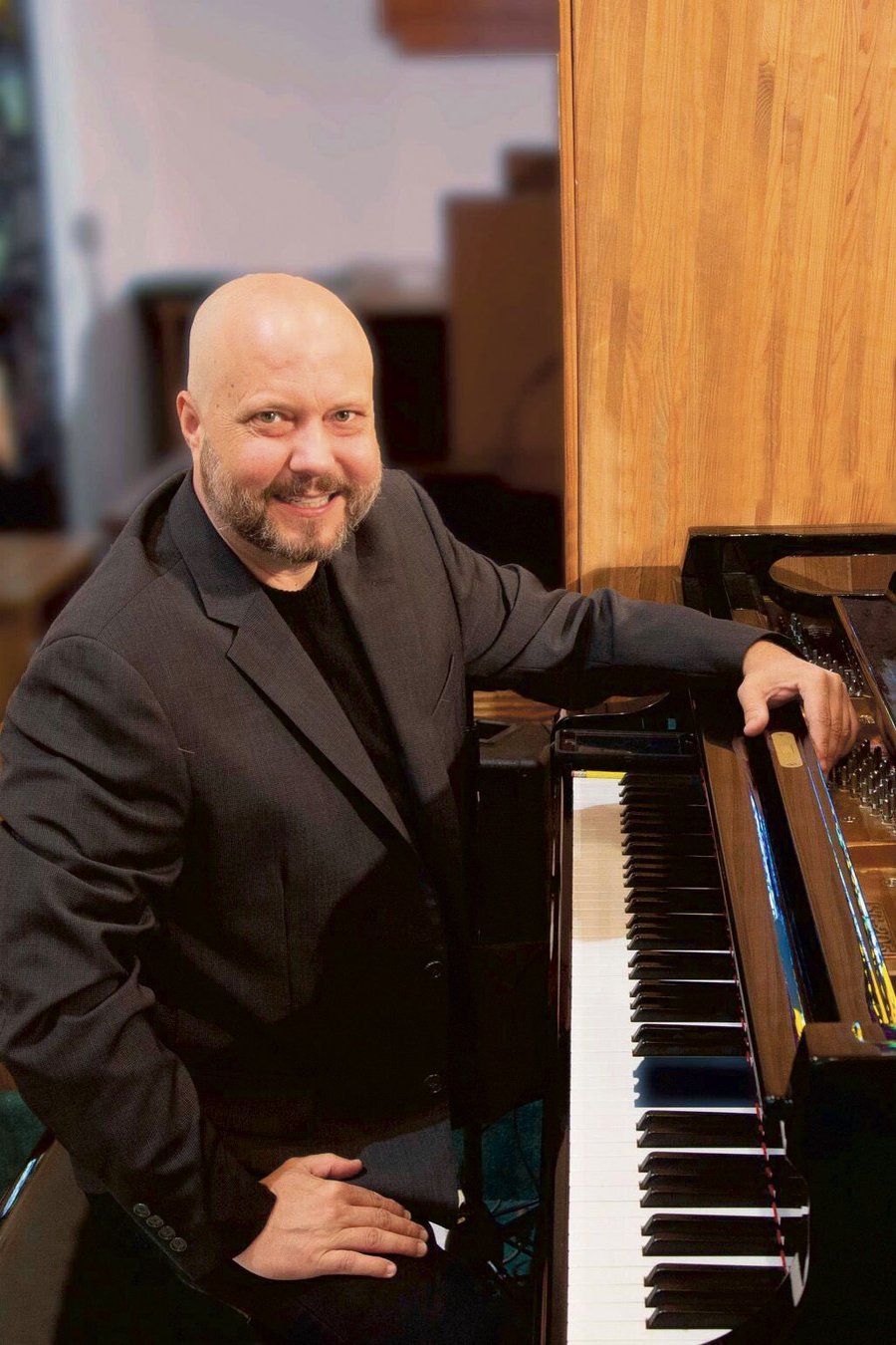 Tap, clap and sing at Chad Watkins' piano concert - Gainesville Times