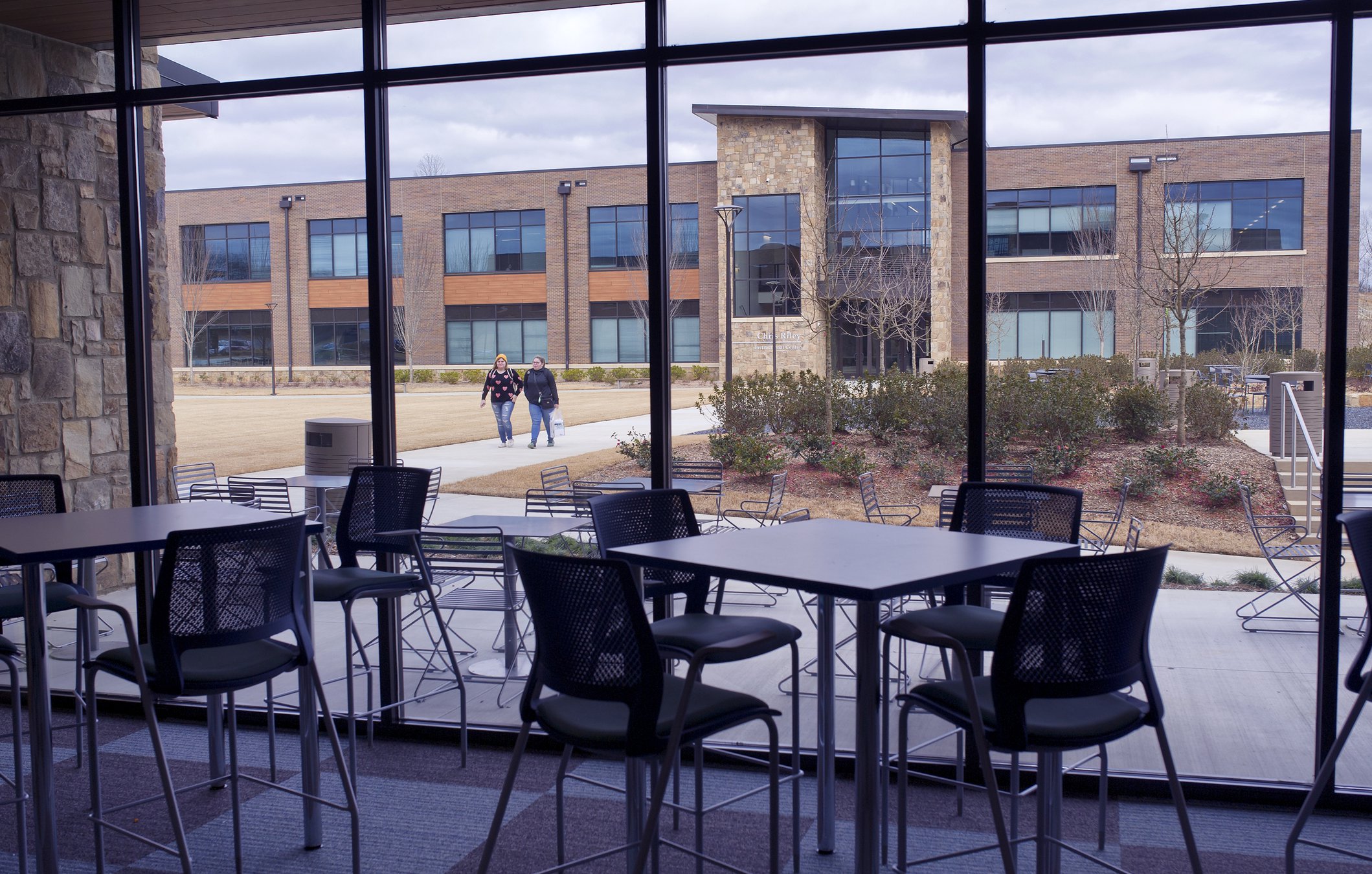 ‘Historic’ first day of classes at new Lanier Technical College campus ...