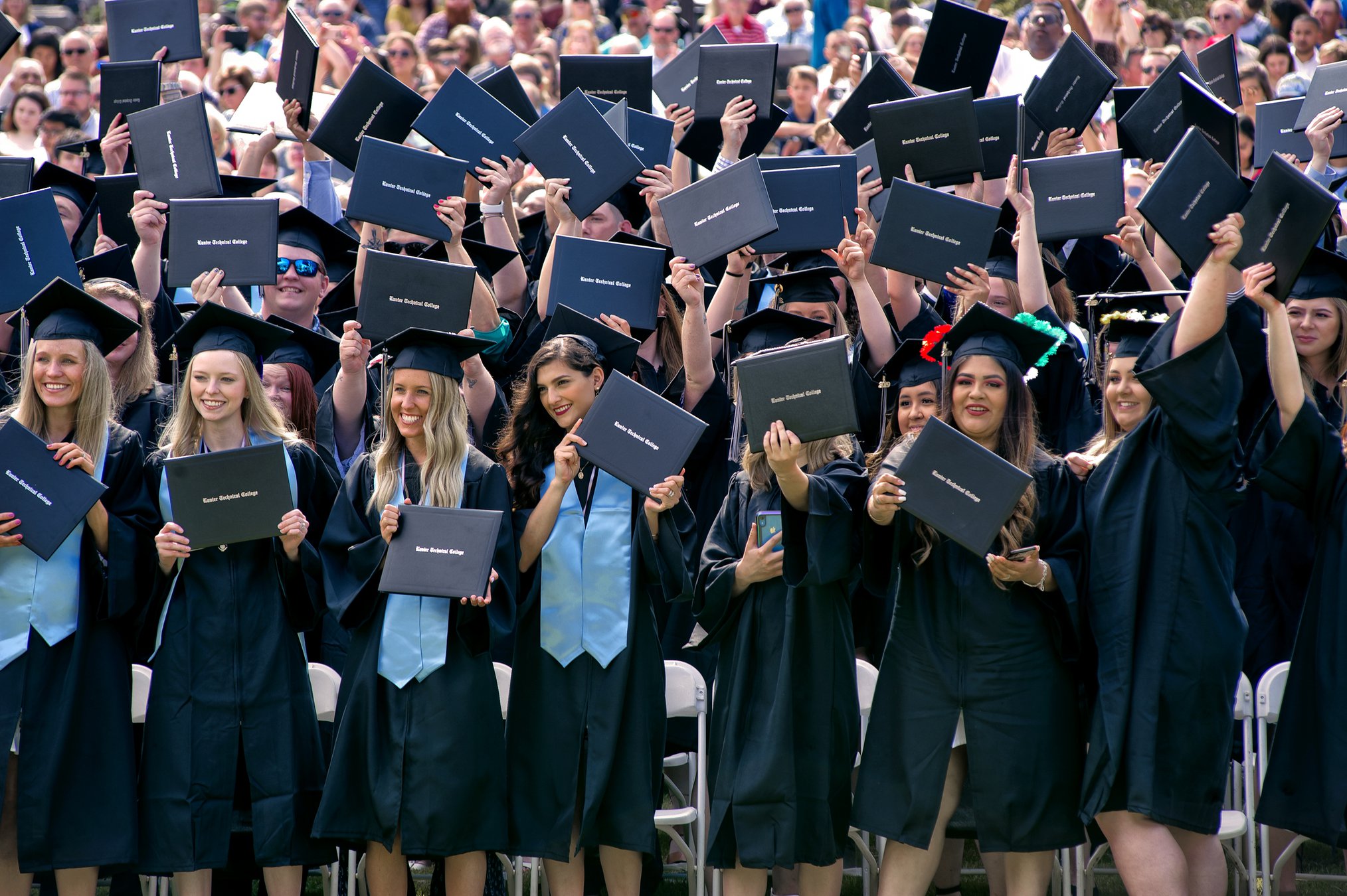 Lanier Technical College graduation 2019, in 17 photos - Gainesville Times