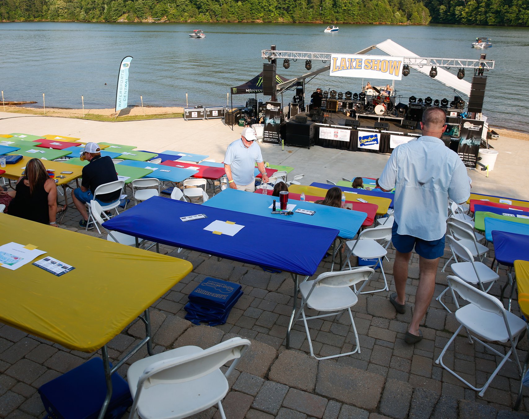 John Jarrard Foundation Lake Show in 6 photos - Gainesville Times