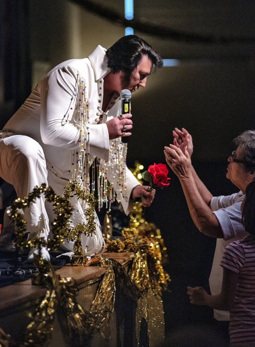 See all the glitz of 20 Elvis tribute artists in these 11 photos ...