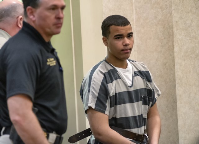Suspect pleads not guilty in Deputy Dixon case, others waive ...