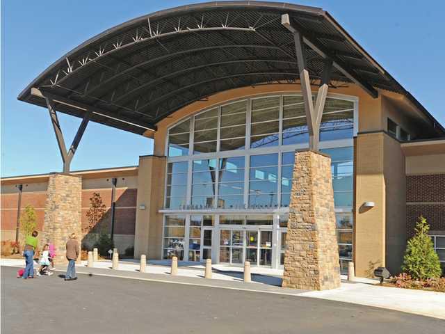 Hall court asks commission to use North Hall Community Center for State ...