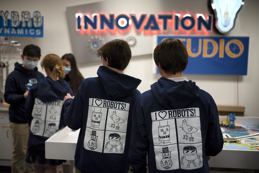 Solving the world’s problems, one Lego at a time: Lakeview robotics ...