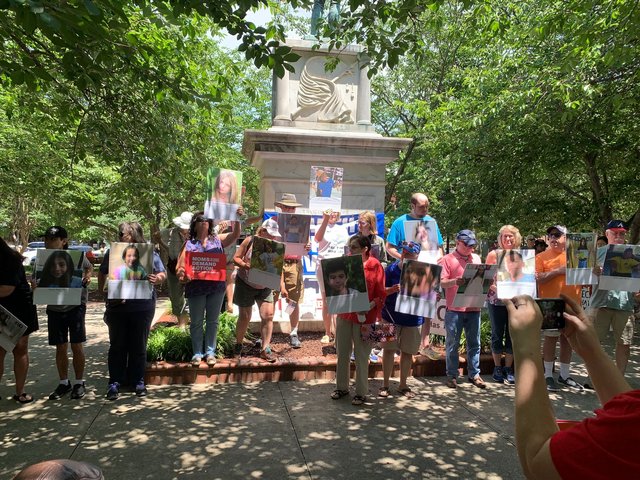 Crowd pushes for gun control measures at March for our Lives rally in ...