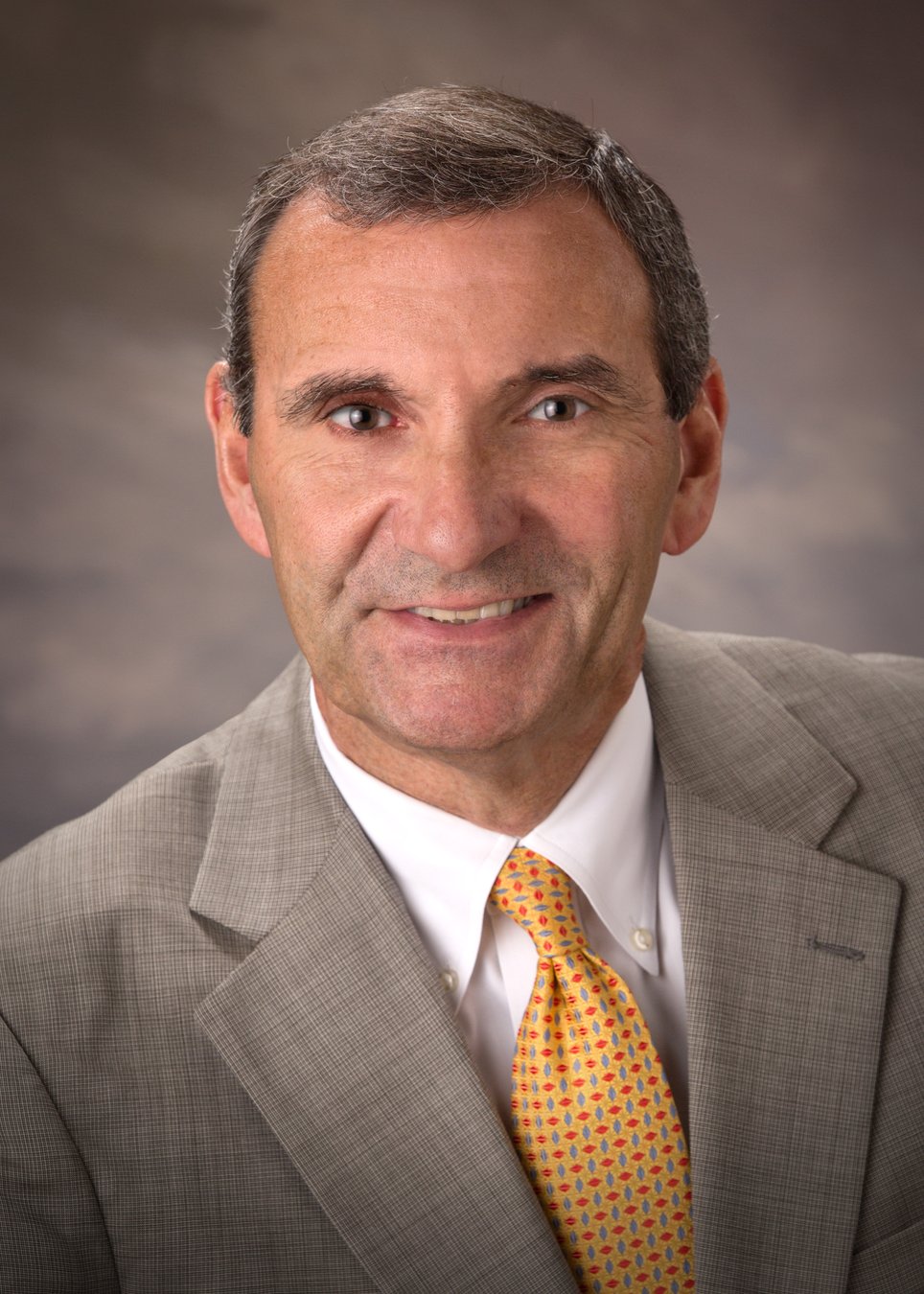 Hall County's administrator is set to retire. Here's who's replacing ...