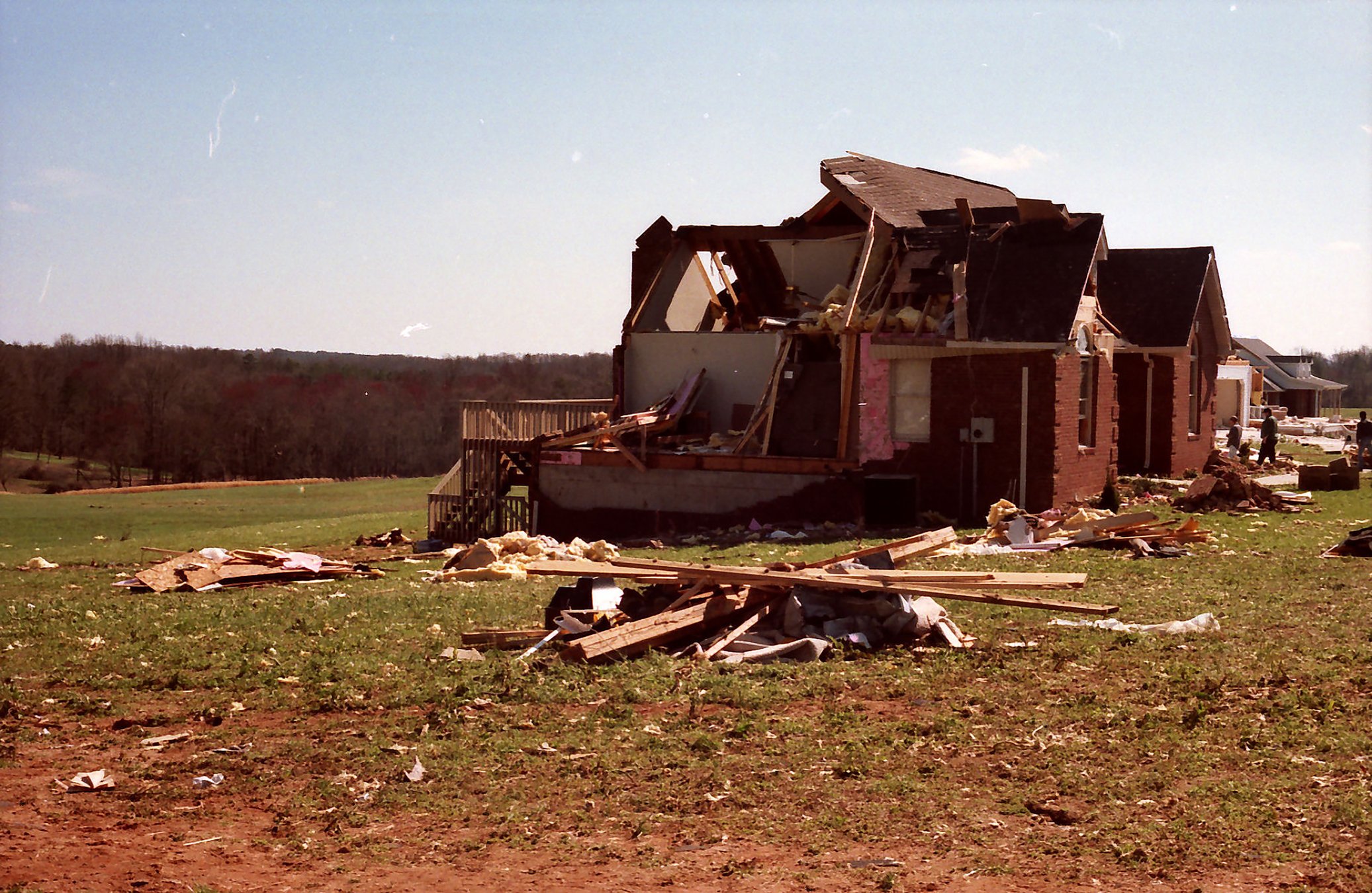 A timeline: Remembering North Hall tornado's destruction 25 years ago ...