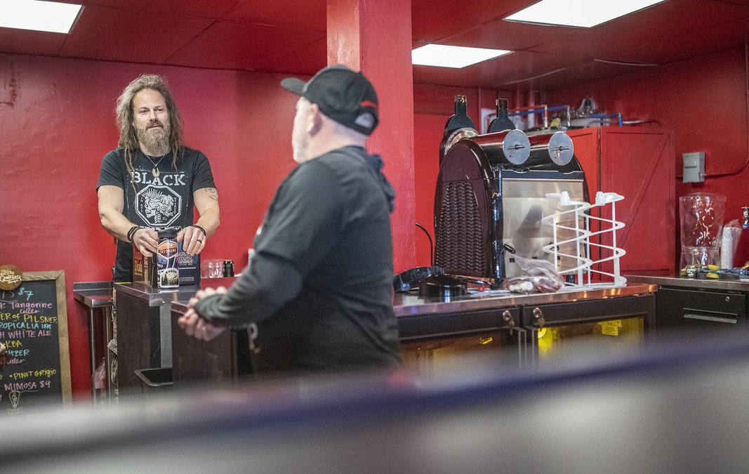 ‘A family-friendly rock club’: New live music venue opening in midtown ...