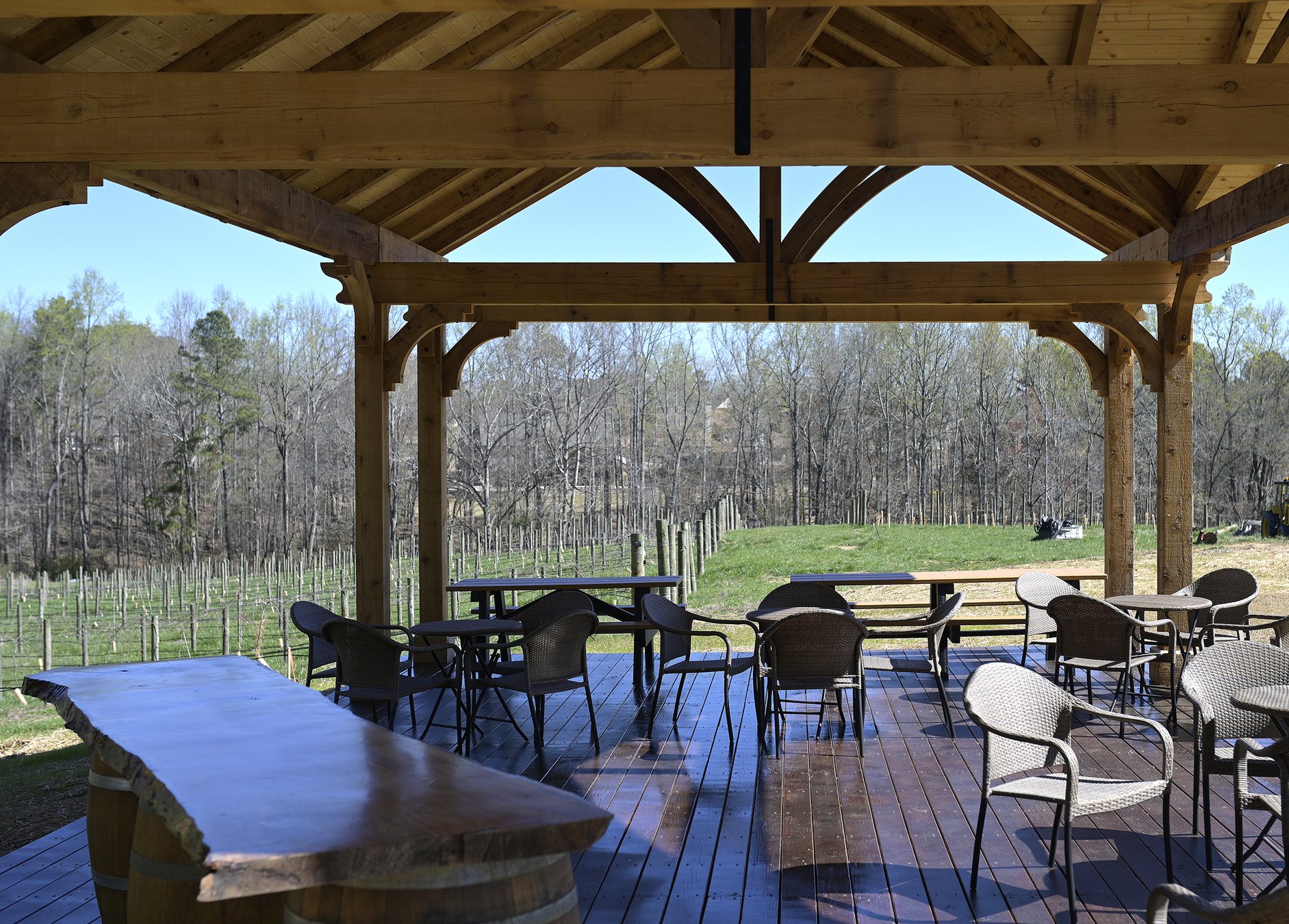 ‘A place to fall in love’: New winery preparing to open in South Hall ...