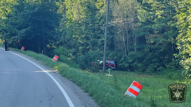 Candler Road shut down after wreck ruptures gas line - Gainesville Times