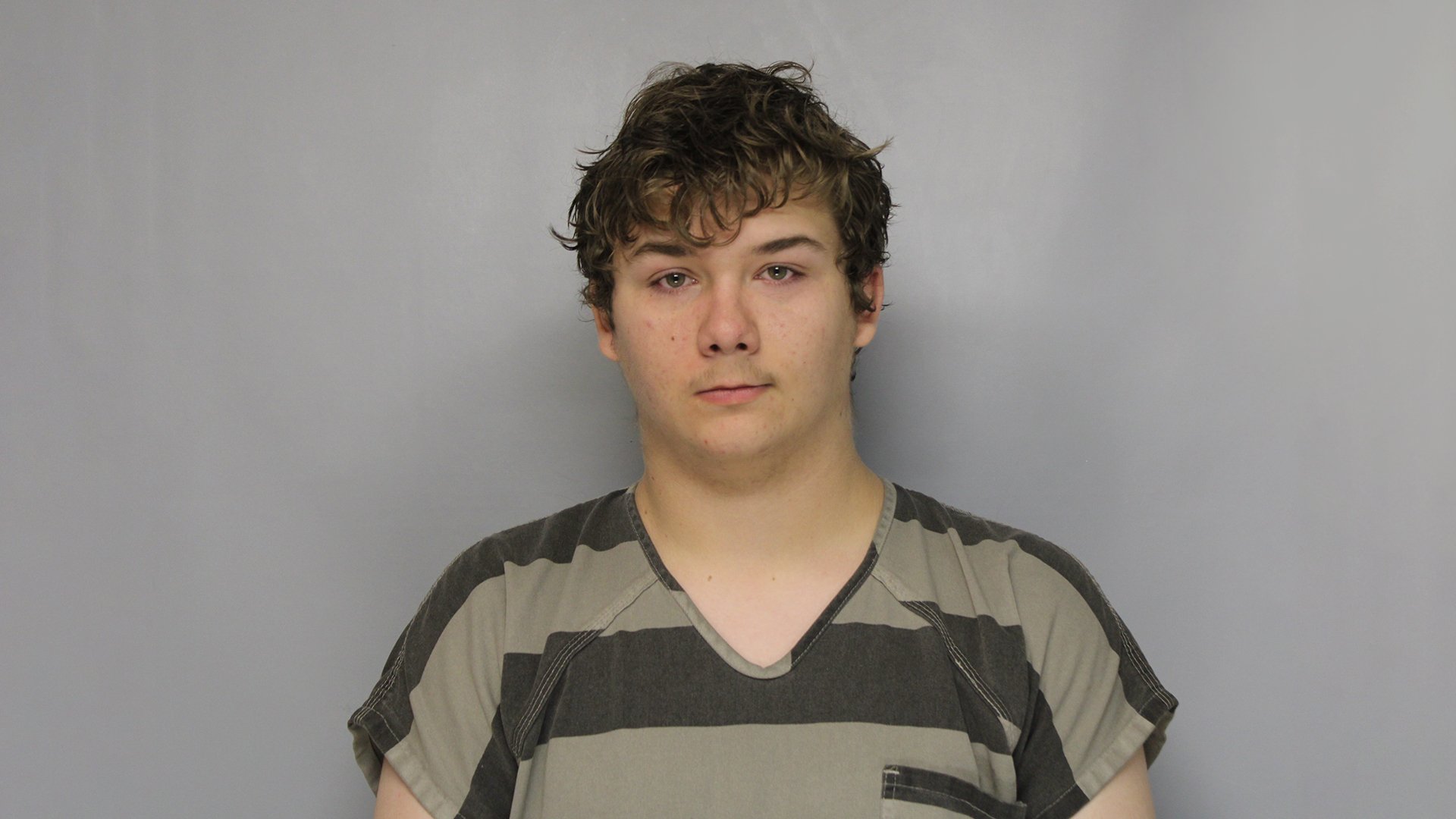 Buford man charged in child porn case sentenced to house arrest in plea ...