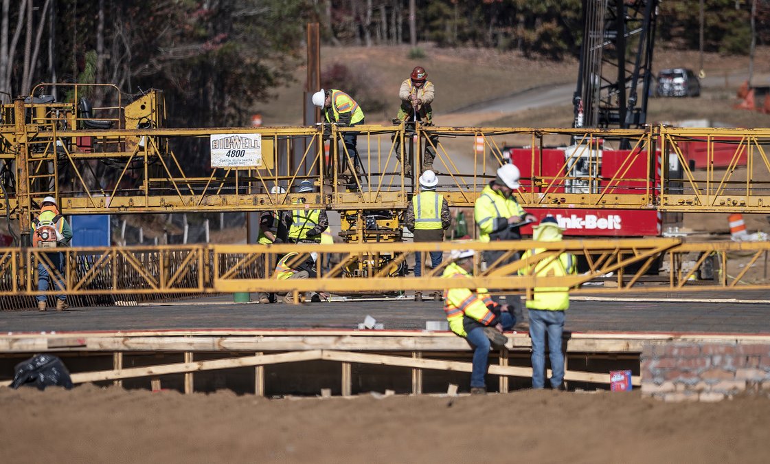 Here’s the new completion date on new Elachee bridge spanning I-985 ...