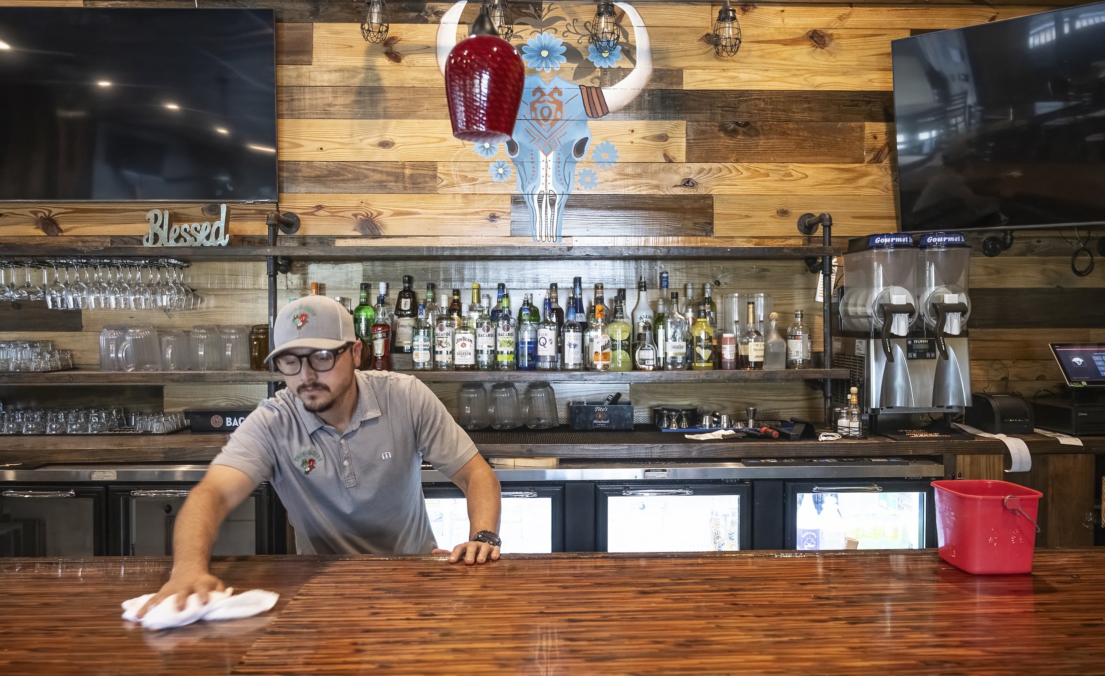 Taco-N-Todo adds a West Coast flair to Gainesville dining scene ...