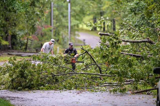 Hurricane Helene kills at least 44 and cuts a swath of destruction ...
