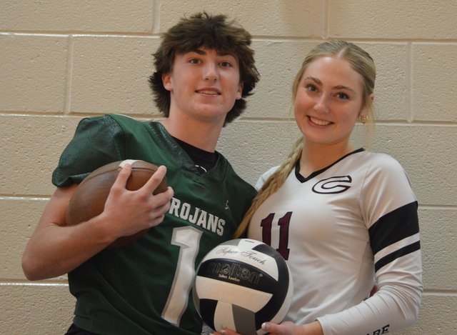 Siblings Payton, Cole Cable flourishing athletically for rival Hall ...