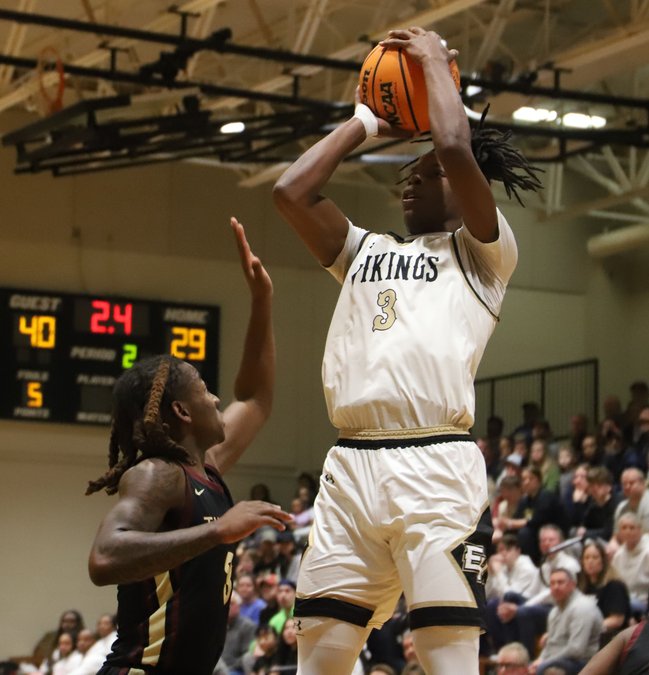 High school basketball playoffs: Seventh-ranked East Hall boys put up gutsy effort, fall to No ...