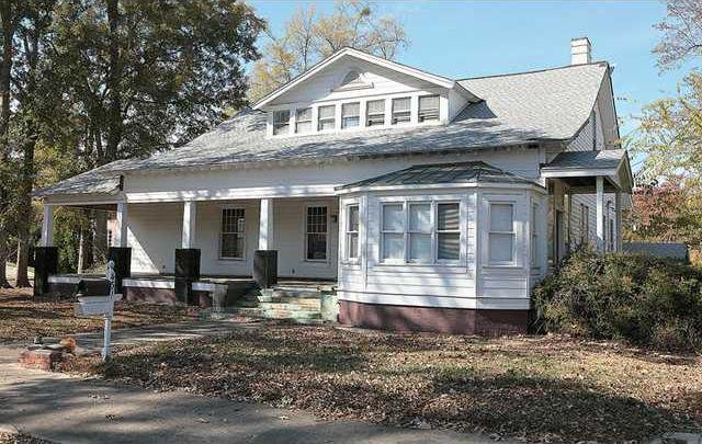 Quinlan wins permission to demolish aging house - Gainesville Times