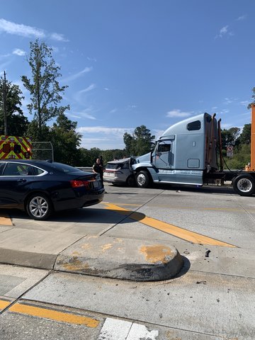 Update: Charges filed in T-bone collision involving semi-truck and SUV ...