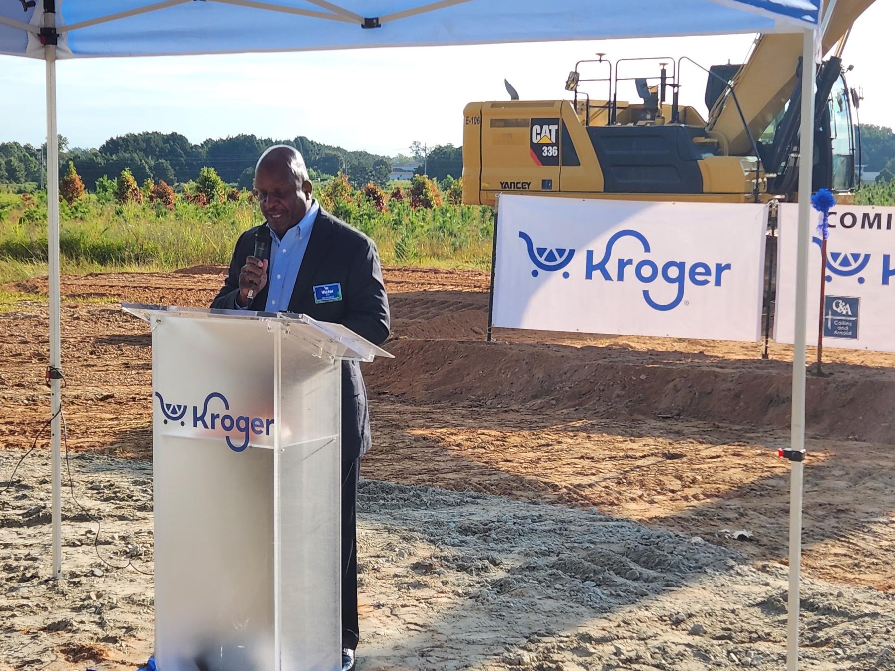 How many people will be hired at new Kroger Marketplace in South Hall ...