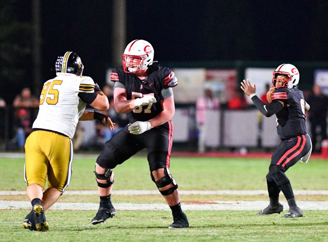 GETTING TO KNOW: Nine questions with Gainesville offensive lineman ...