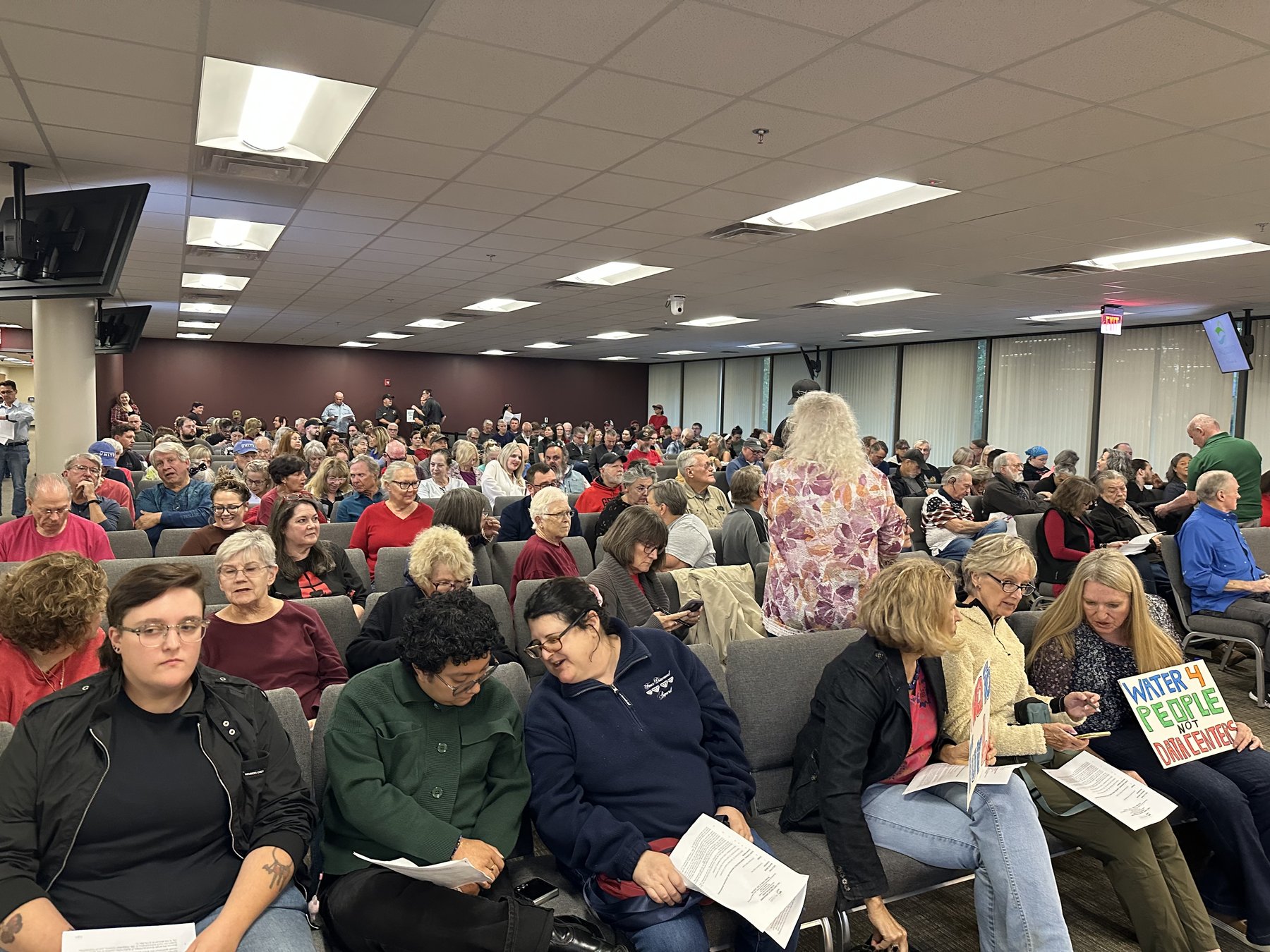 Update: Hall commissioners table $1.2B data center. Here's when they ...