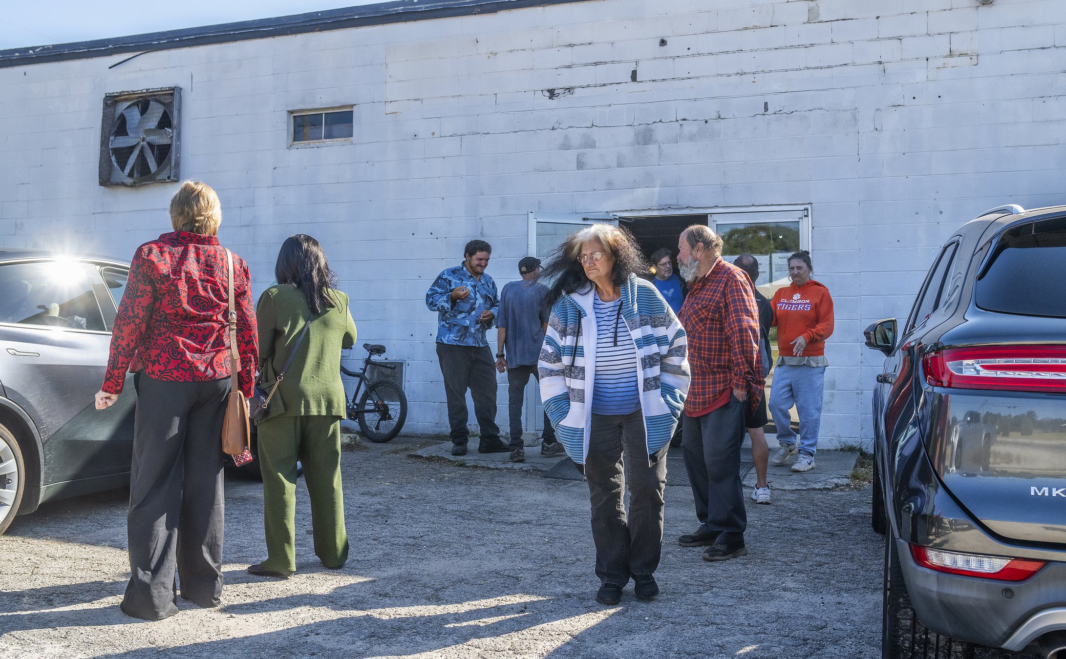 New shelter offers glimmer of hope to Gainesville's growing homeless ...